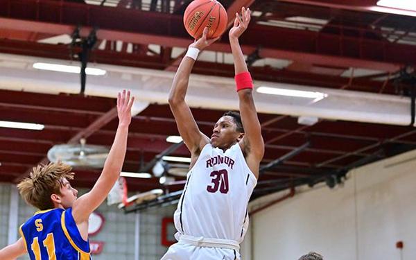Elijah Sellers seals Radnor's win over Springfield-Delco