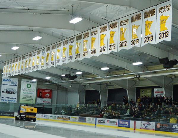 55810/55811: Hermantown Hockey