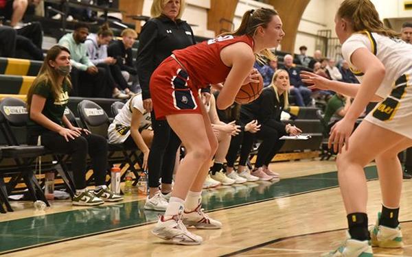 Souderton products Bealer, Reese leading way for undefeated DeSales WBB