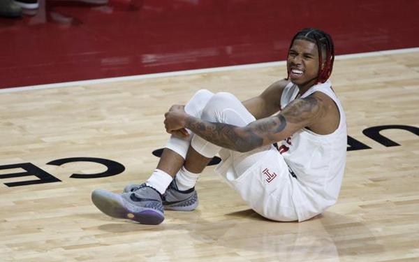 Temple men suffer shocking home OT defeat to Wagner