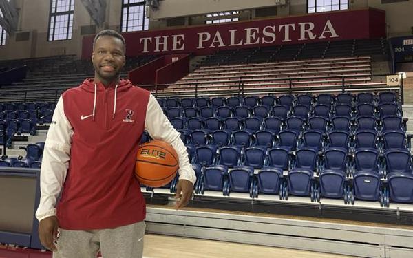 Comer: Ronald Moore's basketball journey brings him back to his roots