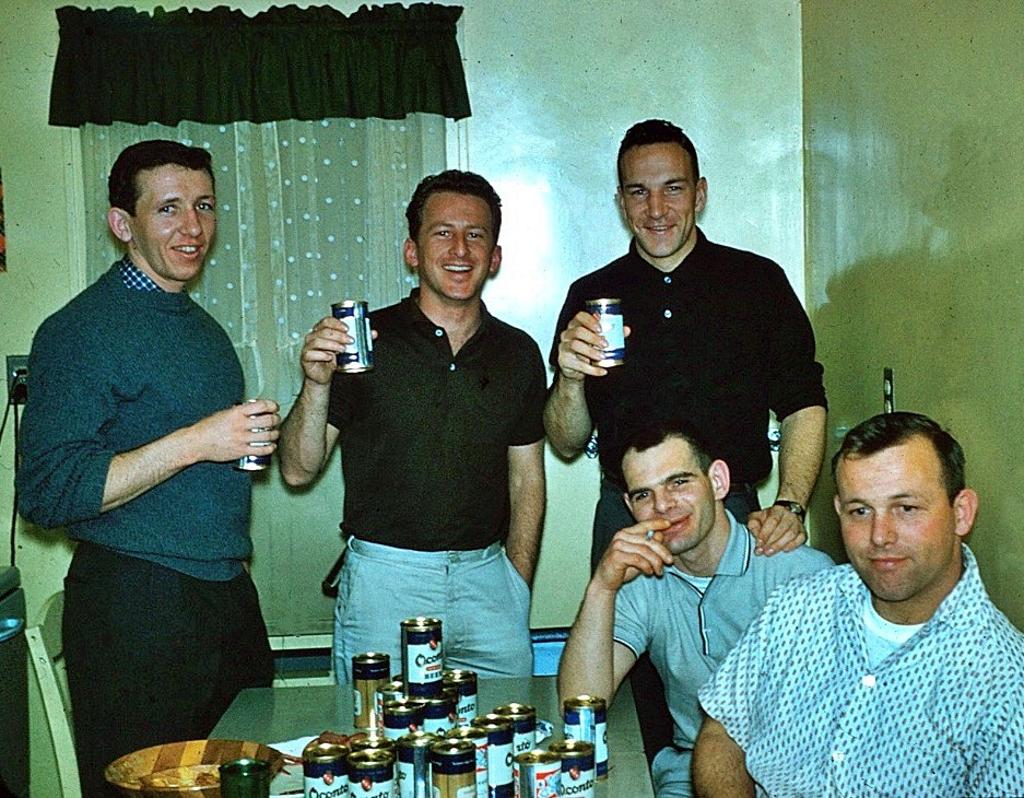 Biography of Hockey Legend John Mayasich