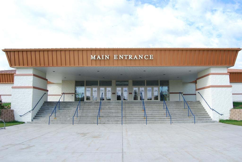 Ralph Engelstad Arena Thief River Falls