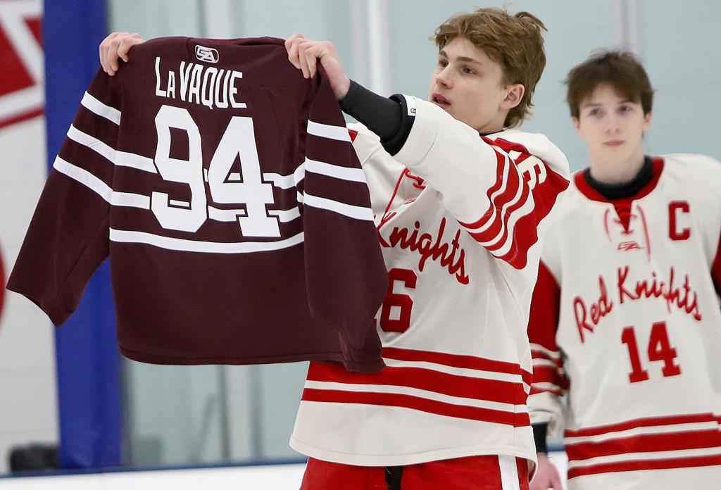 Supporters show up en masse for 'David La Vaque Night'